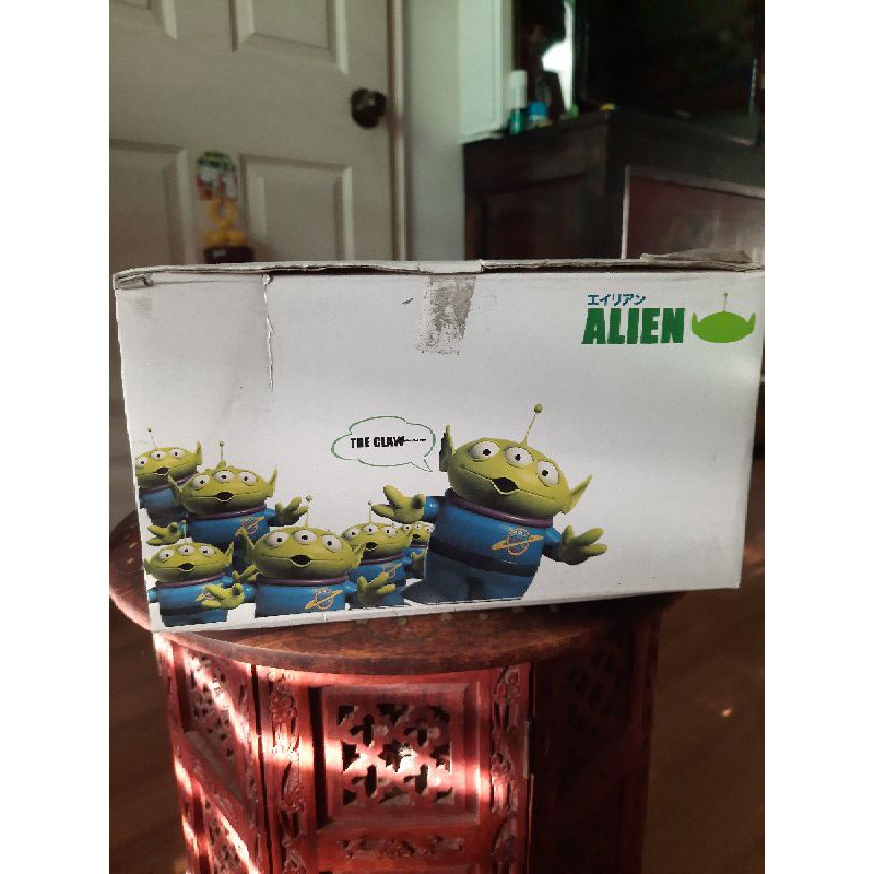 Little Greenman Alien -T3 Studio - anocha_choosanguan - ThaiPick