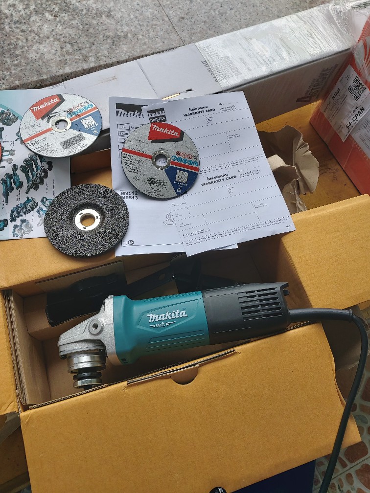 MAKITA M9513B เครื่องเจียร์ ขนาด 4" ของแท้ | Shopee Thailand