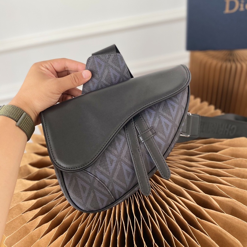 พร้อมกล่อง Dior CD Diamond Diamond Pattern Saddle Bag Crossbody Chest ...