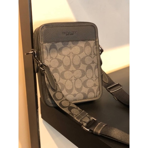 กระเป๋าสะพาย Coach Sullivan Flap Crossbody In Signature Canvas - outlet ...