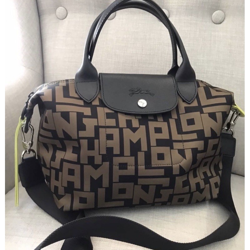 Longchamp Monogram ถูกที่สุด พร้อมโปรโมชั่น ก.พ. 2026 | BigGoเช็คราคาง่ายๆ