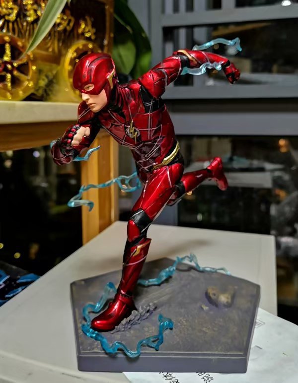 DC Super Hero The Flash Action Figure Running Ver Justice League Hero ...