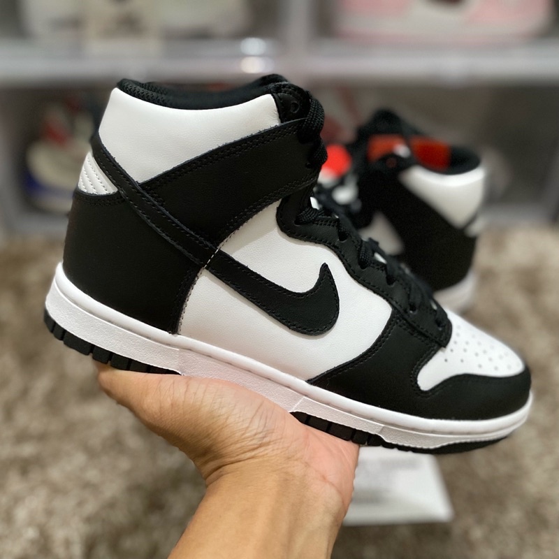 (สินค้าพร้อมส่ง ของแท้100) NIKE DUNK HIGH (W) BLACK WHITE (PANDA ...