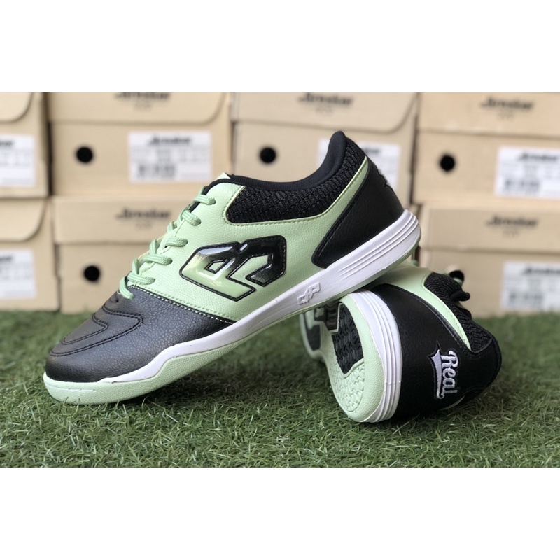 รองเท้าฟุตซอล break real | Shopee Thailand