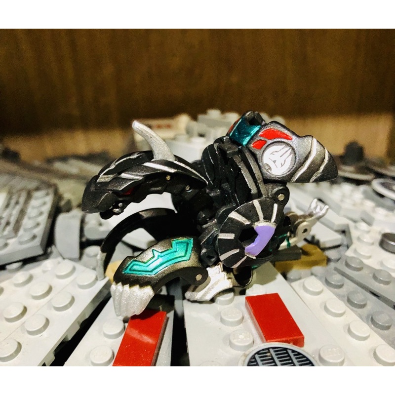 Bakugan Darkus Mutant Helios Mechtanium Surge ( Anime Custom Painted ...