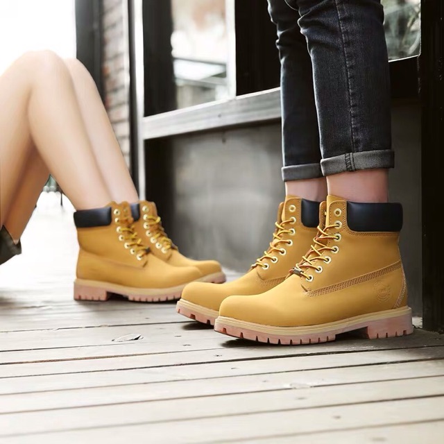 สต็อกใกล้หมด พร้อมส่ง แล้ว ส่งด่วนUnisex booth shoe รองเท้ารุ่น Martin ...