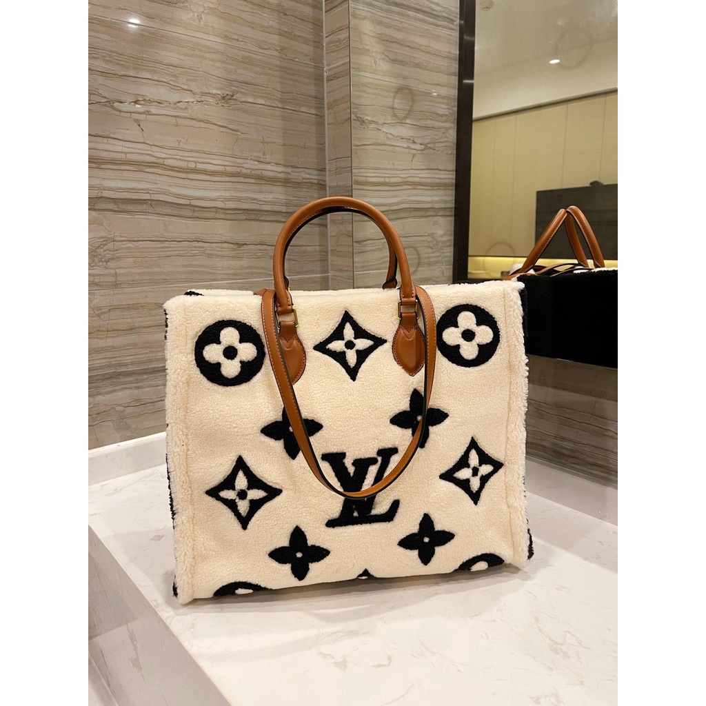 2021 Double Eleven Promotion Lv Autumn And Winter New Size Onthego Lamb ...