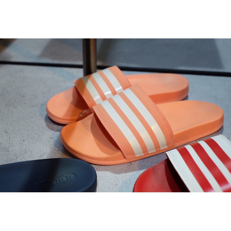 รองเท้าแตะ Adidas พื้นนิ่ม รุ่น Adilette Comfort [รุ่นพื้นนิ่ม ...