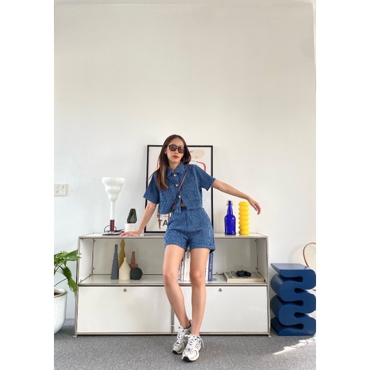 CHALEE SET ชุดเซ็ทใหม่ น่ารักมากกก เสื้อครอป แขนสั้น เสื้อยีนส์ นิ่มมีเทกเจอร์ กางเกงขาสั้น ...