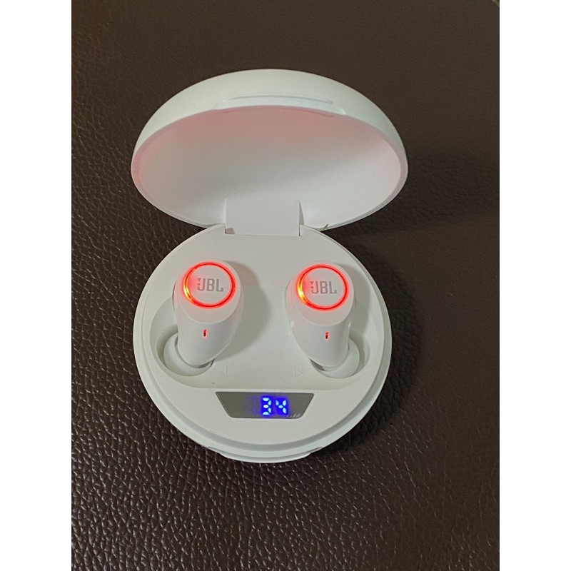 หูฟังไร้สายมาพร้อมหน้าจอดิจิตอล ยี่ห้อ รุ่น MG-TWS10 เบสแน่น ตัวเสียงรบกวน คุยสายได้ 2019เวอร์ ...