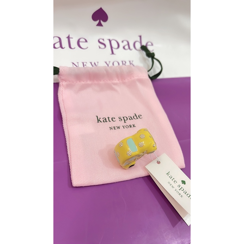 พร้อมส่ง Sale 899ถูกฝุดๆ แหวน Kate Spade รูปรถ ประดับเม็ดคริสตัลรอบคัน ...