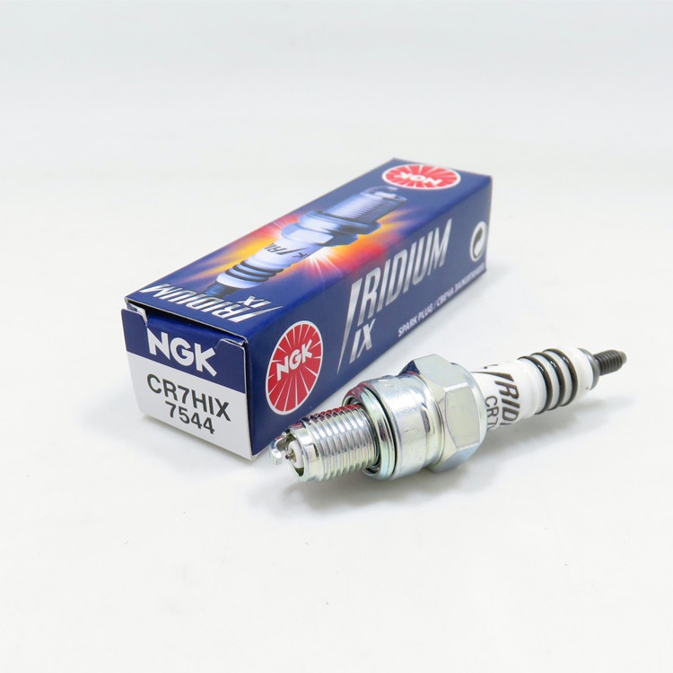 NGK หัวเทียนรถจักรยานยนต์ Tianjian Fuxi Qiaoge CR6HSA CR7HSA เหยียบคาน ...