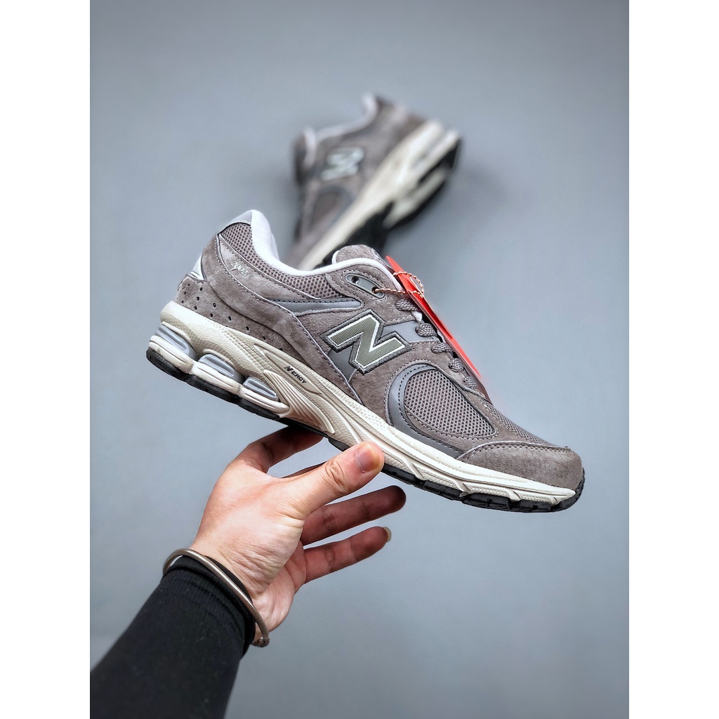 New Balance NB2002 รองเท้าวิ่งผู้ชายและผู้หญิงแนวสตรีทแฟชั่นย้อนยุคทุก ...