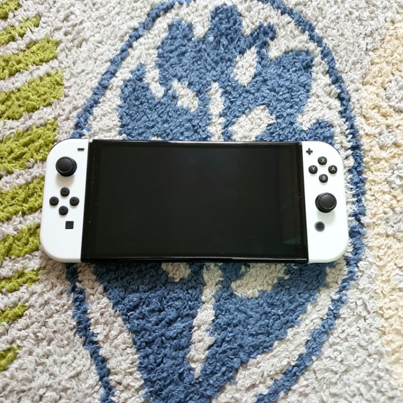 Nintendo Switch Oled สีขาว สภาพสวย แปลงระบบติดชิพSX - plaawaan_game ...