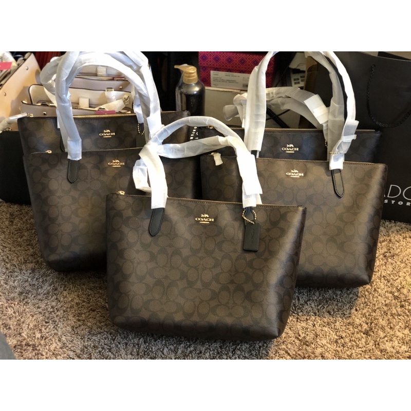 กระเป๋า COACH 4455 ZIP TOP TOTE IN SIGNATURE CANVAS (IMQRF) โทส 14 นิ้ว ...