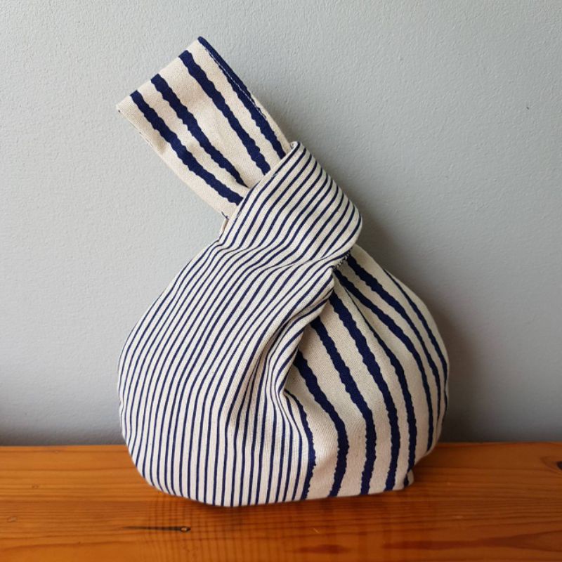 Reversible Japanese knot bag กระเป๋าผ้าสไลต์ญี่ปุ่น - pennypannie ...