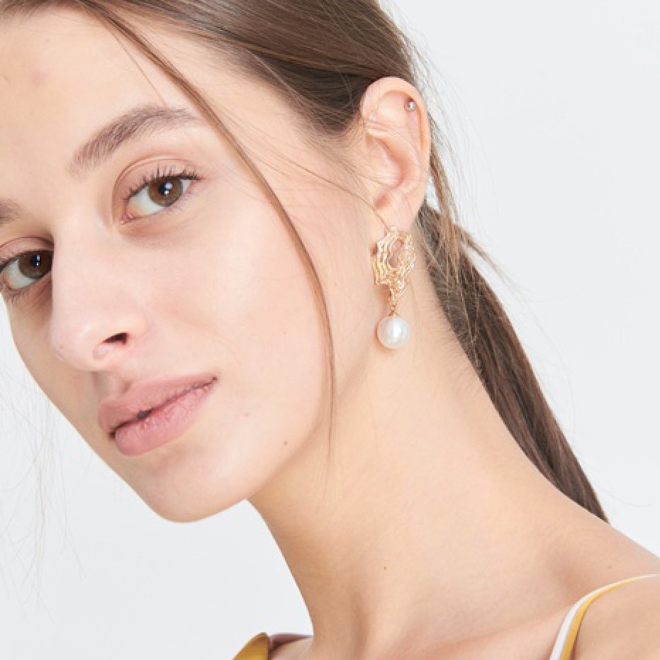 Lapaire l Melted pearl drop earring ต่างหูมุกห้อย [ Jewelry Silver925 ...