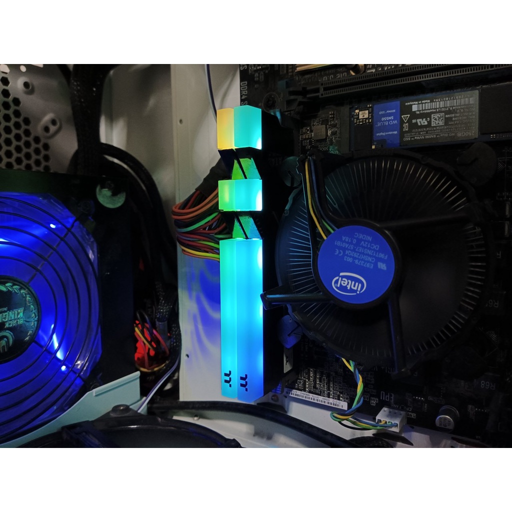 RAM DDR4 THERMALTAKE TOUGHRAM RGB 16GB [8X2] Bus 3600 - modonna19999 ...