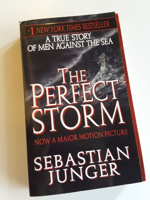 หนังสือภาษาอังกฤษ The Perfect Storm by Sebastian Junger (ฟรี 2 coins ...