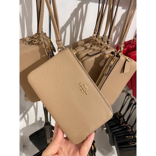 พร้อมส่ง แท้ New Coach คล้องมือ 2 ซิป S DOUBLE CORNER ZIP WRISTLET ...