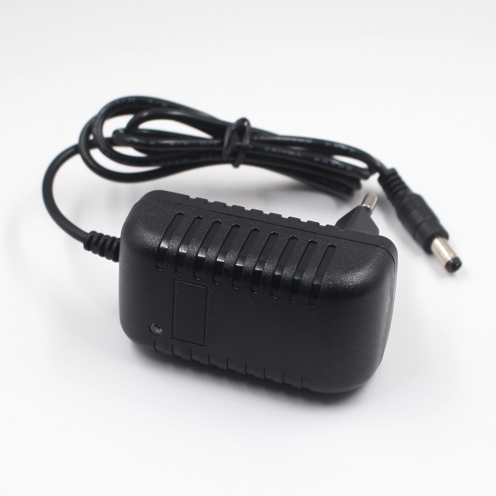 คุณภาพสูงBattery Charger 8.4V 2A อัจฉริยะลิเธียม Li บน Power Adapter 2000mA EUUS ปลั๊ก 8.4V2A ...