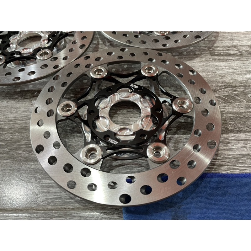 จานBU69แท้ ขนาด200 พร้อมแผ่นแปลง บังลมหัวเถิก - nonshop64 - ThaiPick