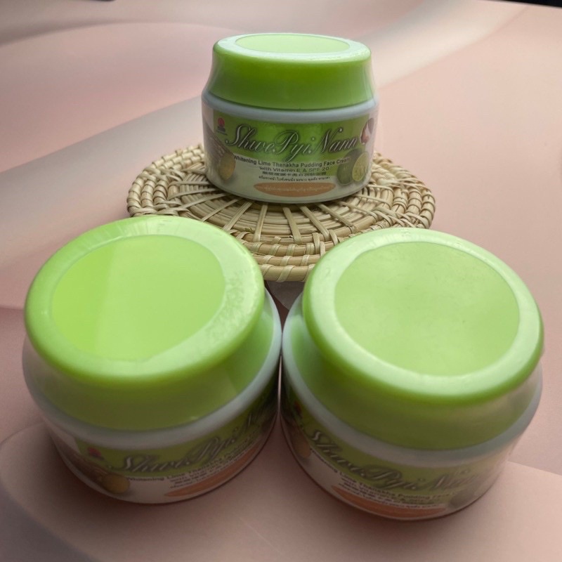 ครีมทาหน้า ผสมกันแดด spf20 ครีมทานาคา ผสมมะนาว whitening Lime Thanaka ...