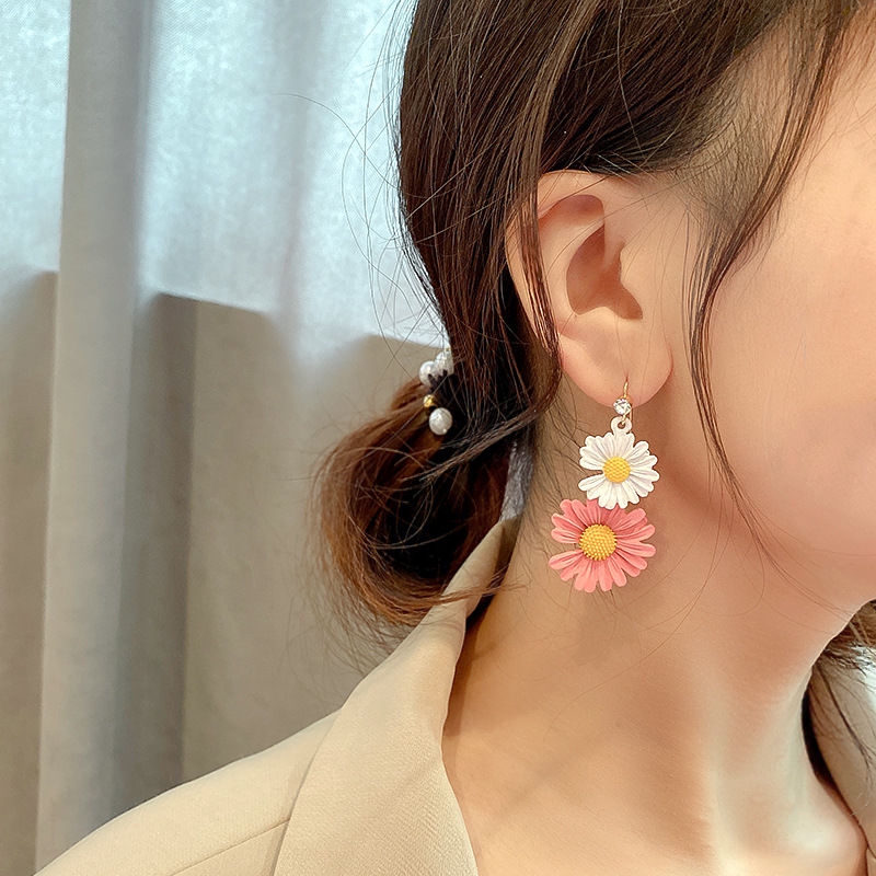2020 Nian ย่อหน้า Multicolor ดอกไม้ต่างหูอารมณ์หวาน Little Daisy ต่างหู ...
