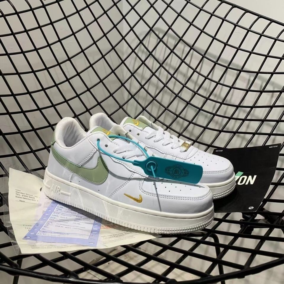 AF1 Air Force One รองเท้าผู้หญิงแพลตตินั่มสีเทามินิตะขอฤดูร้อนรองเท้า ...