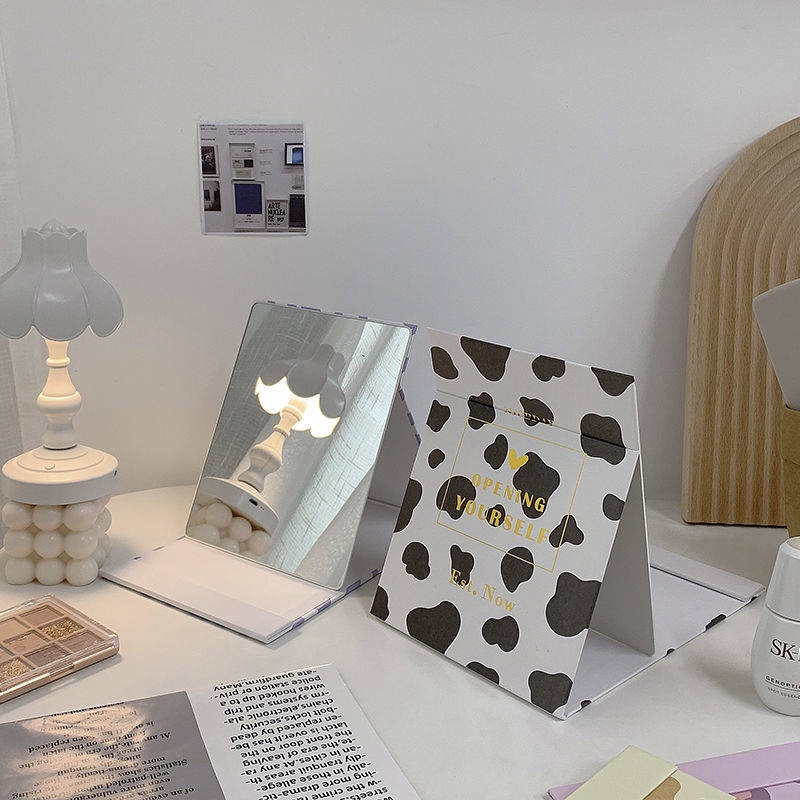 Makeup Accessories Mirrors INS น่ารักพับกระจกนักเรียนหอพักสก์ท็อป ...