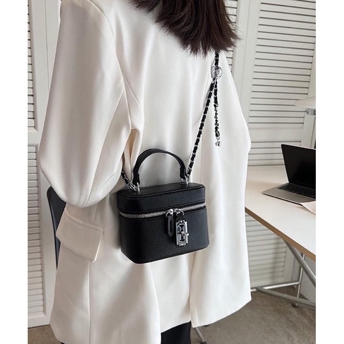 Mini Box Bag กระเป๋าไซต์มินิ ทรงกล่องที่น่ารักมาก | Shopee Thailand