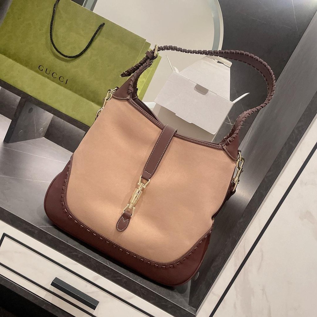 HOT 2021 Bag Gucci Guccivintage Is Different From The Past Tradition ...