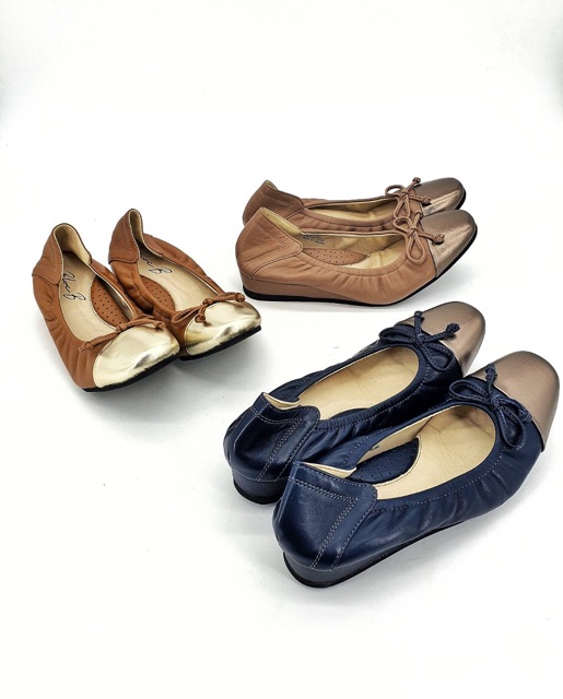 พร้อมส่ง Bloc B. EMMA CARRIE 3 สี - รองเท้าบัลเล่ต์ทูโทน ส้น 1 นิ้ว ...