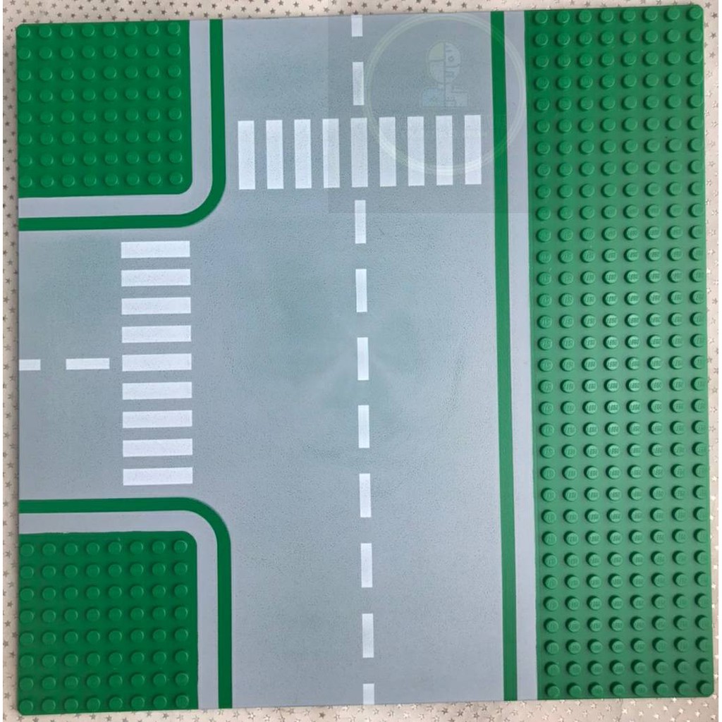 [ของแท้ มือ 2] Lego Green Baseplate, Road 32 x 32 8-Stud T Intersection ...