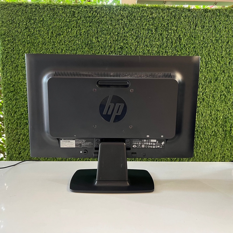 จอคอมพิวเตอร์ 20 นิ้ว HP ProDisplay P201 20-inch LED Backlit Monitor ...