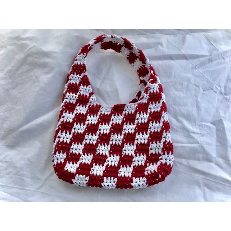 กระเป๋าถักโครเชต์ ลายตารางหมากรุก ตามแบบ pinterest แนวสตีท สายฝอ ...