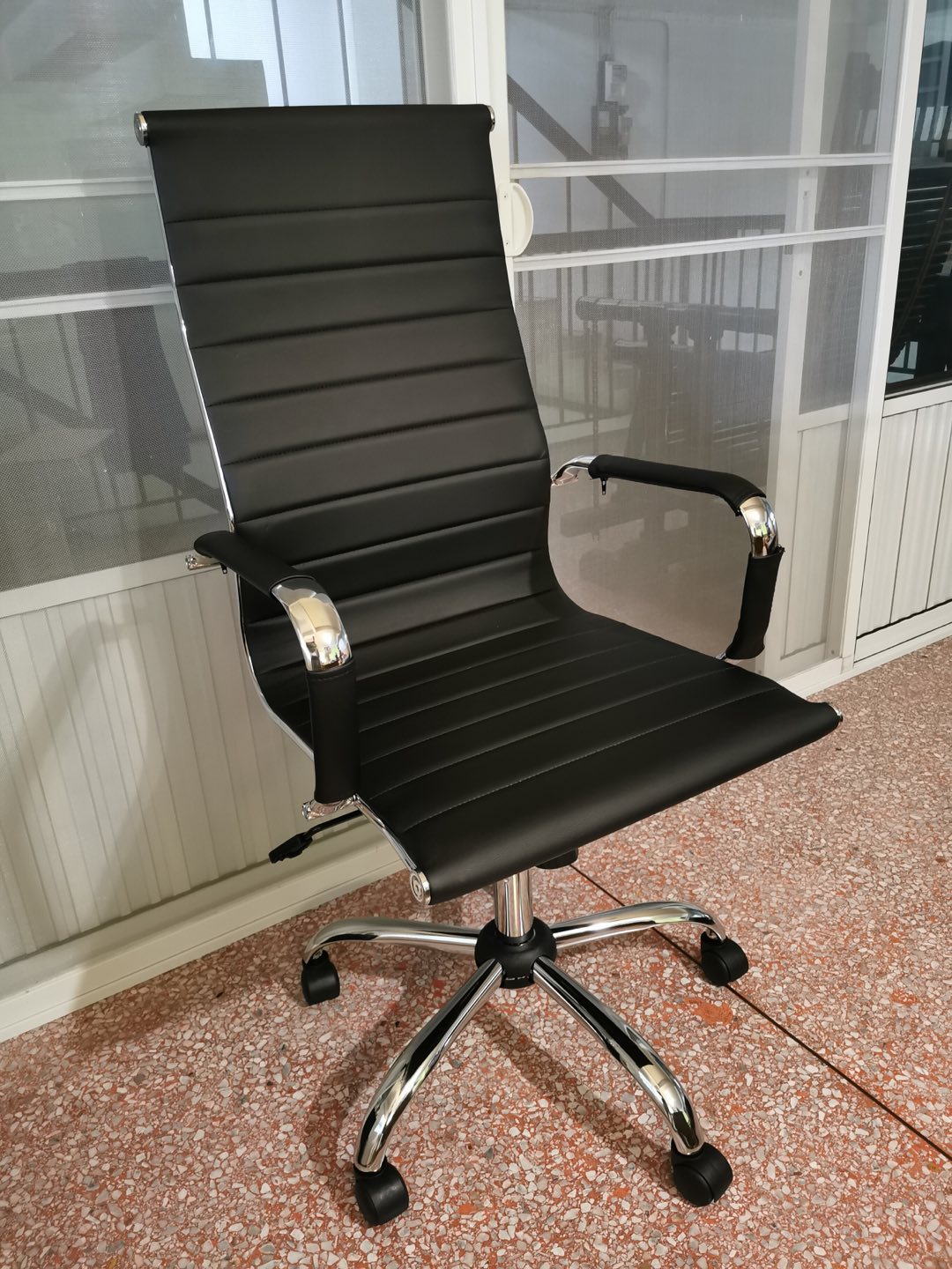 Officeintrend เก้าอี้สำนักงาน Objective รุ่น BLB-High Backrestสีดำ | Shopee Thailand