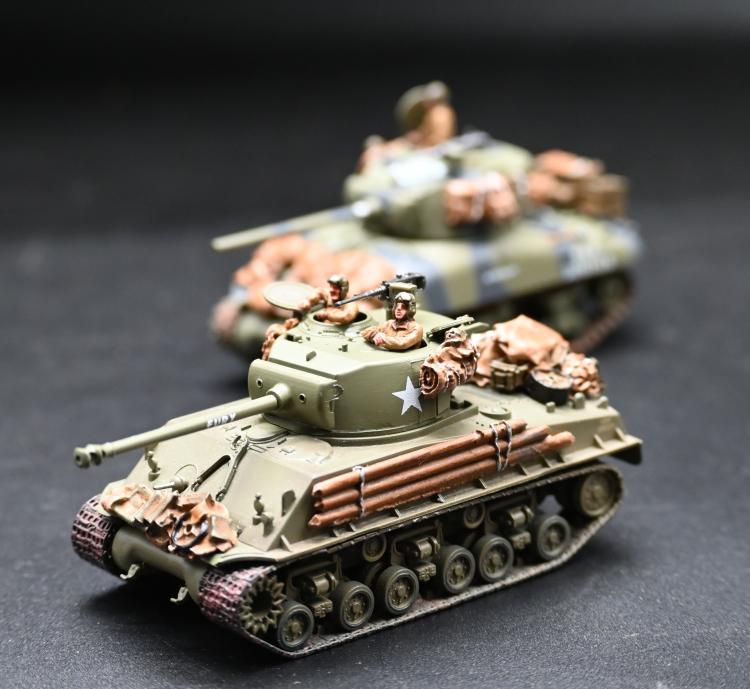 Fury 1/72 World War II American M4A1 76 with M4A3E8 tank and armored ...