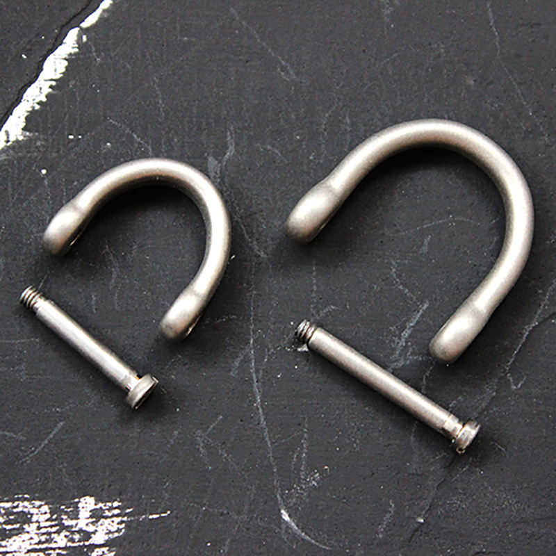 CNEDC Titanium Alloy D-shaped Buckle Key Chain Key Ring Car Pendant Key ...