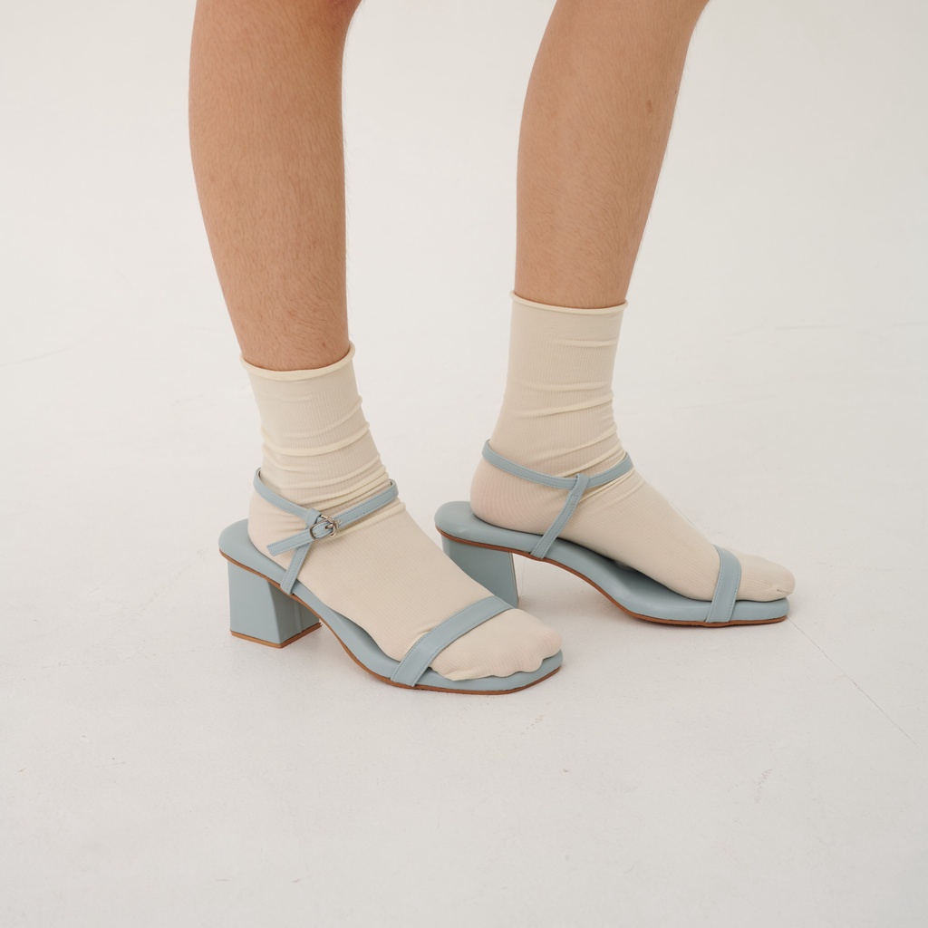 (ลด 40 Code MARSH922 ) Elle รองเท้าส้นสูง 2.5 นิ้ว รัดส้น - marshmellow.shoes. - ThaiPick