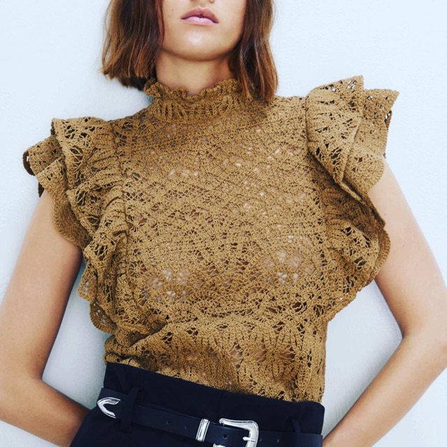 Zara ruffled top size s - kornvalai - ThaiPick