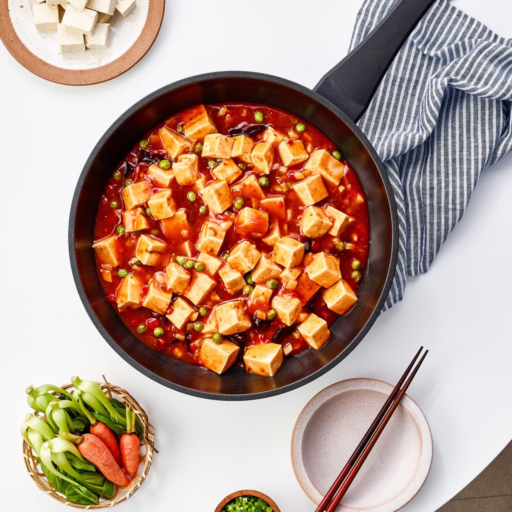 The premium non stick wok pan monster cooker which is applied ...