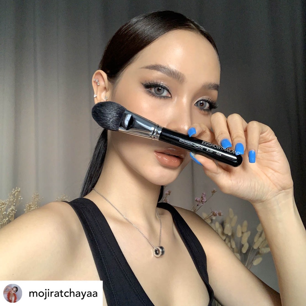 (โค้ด YCVNGBL ลดเพิ่ม 80.-) เซตแปรงแต่งหน้า 15 ชิ้น แปรงขนสัตว์แท้ EIGSHOW สี Bright Silver ...