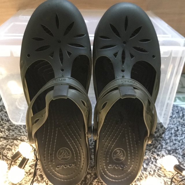 Crocs size W8 แท้ - air55947 - ThaiPick