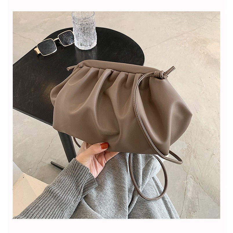 Spot shipping Women s Foreign trade bags new fashion western style fold ...