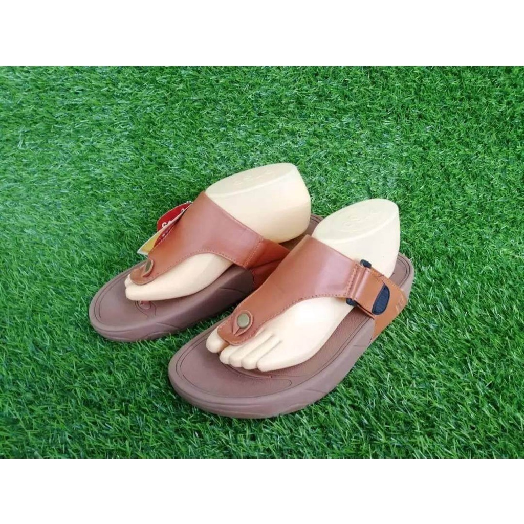 รองเท้าเพื่อสุขภาพ tittlop รุ่นของผู้ชาย ปูหนีบ ปรับระดับได้ ของผู้ชาย ...