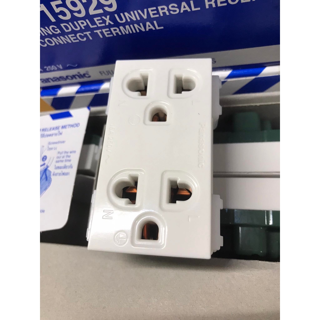 Panasonic ปลั๊กกราวน์คู่ ยกกล่อง(ใช้คู่กับฝารุ่นใหม่) Wide-Series รุ่น ...