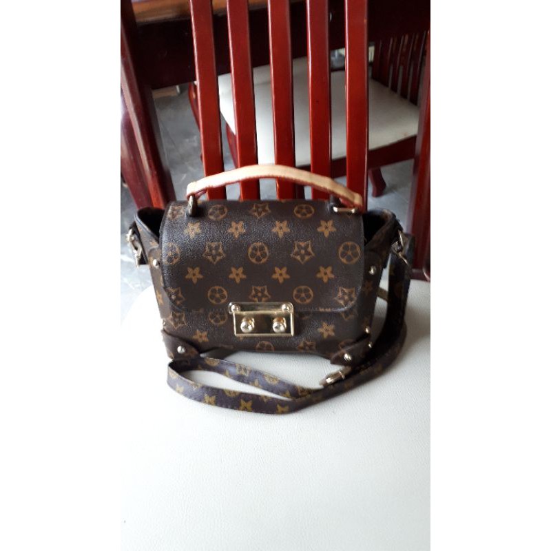 กระเป๋าทรงถือและสะพายยาว You cao Fang | Shopee Thailand