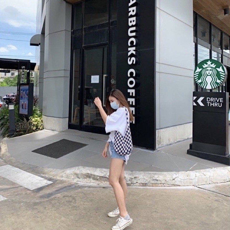 กระเป๋าถักโครเชต์ ลายตารางหมากรุก ตามแบบ pinterest แนวสตีท สายฝอ ...