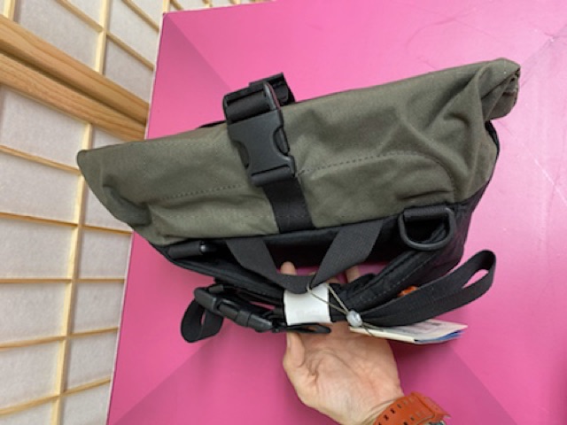 Hello Lulu NYLA compact camera hip pack แท้ - pixee.store - ThaiPick